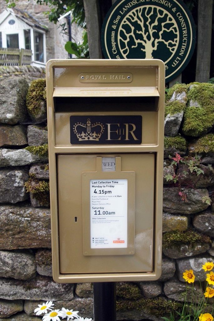 Queen Elizabeth II - Letter Box Study Group