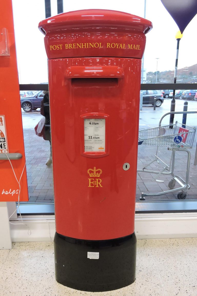 Queen Elizabeth II - Letter Box Study Group